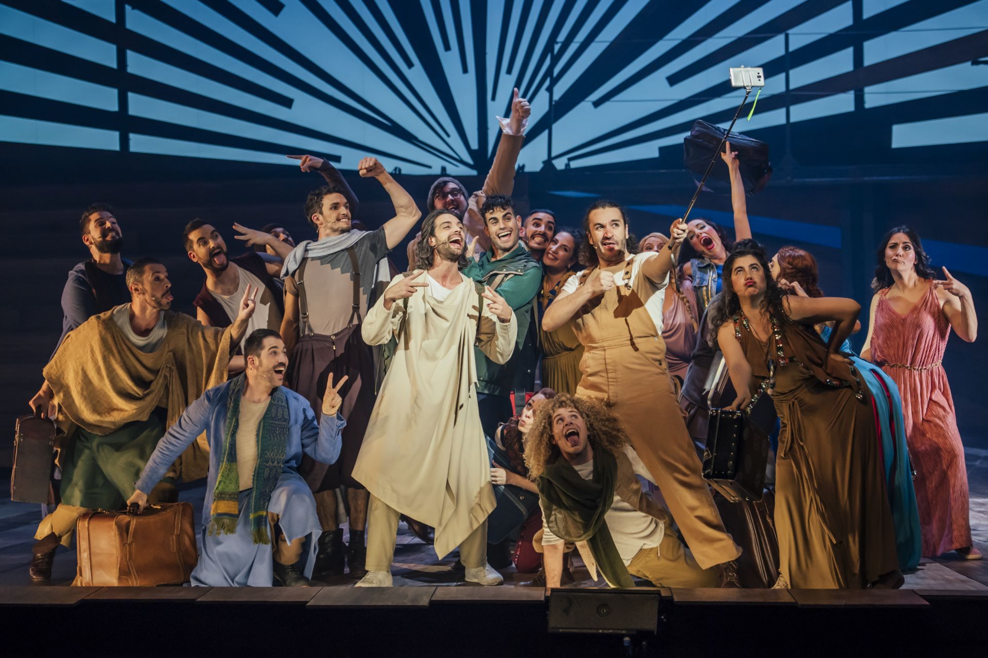 33 El Musical – La historia del mayor influencer